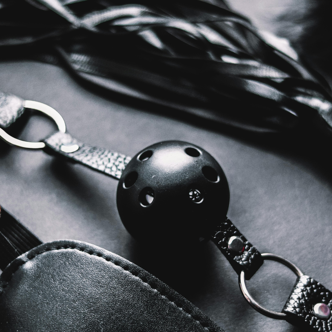 Exploring BDSM: A Gentle, Safe & Empowering Beginner’s Guide for Women
